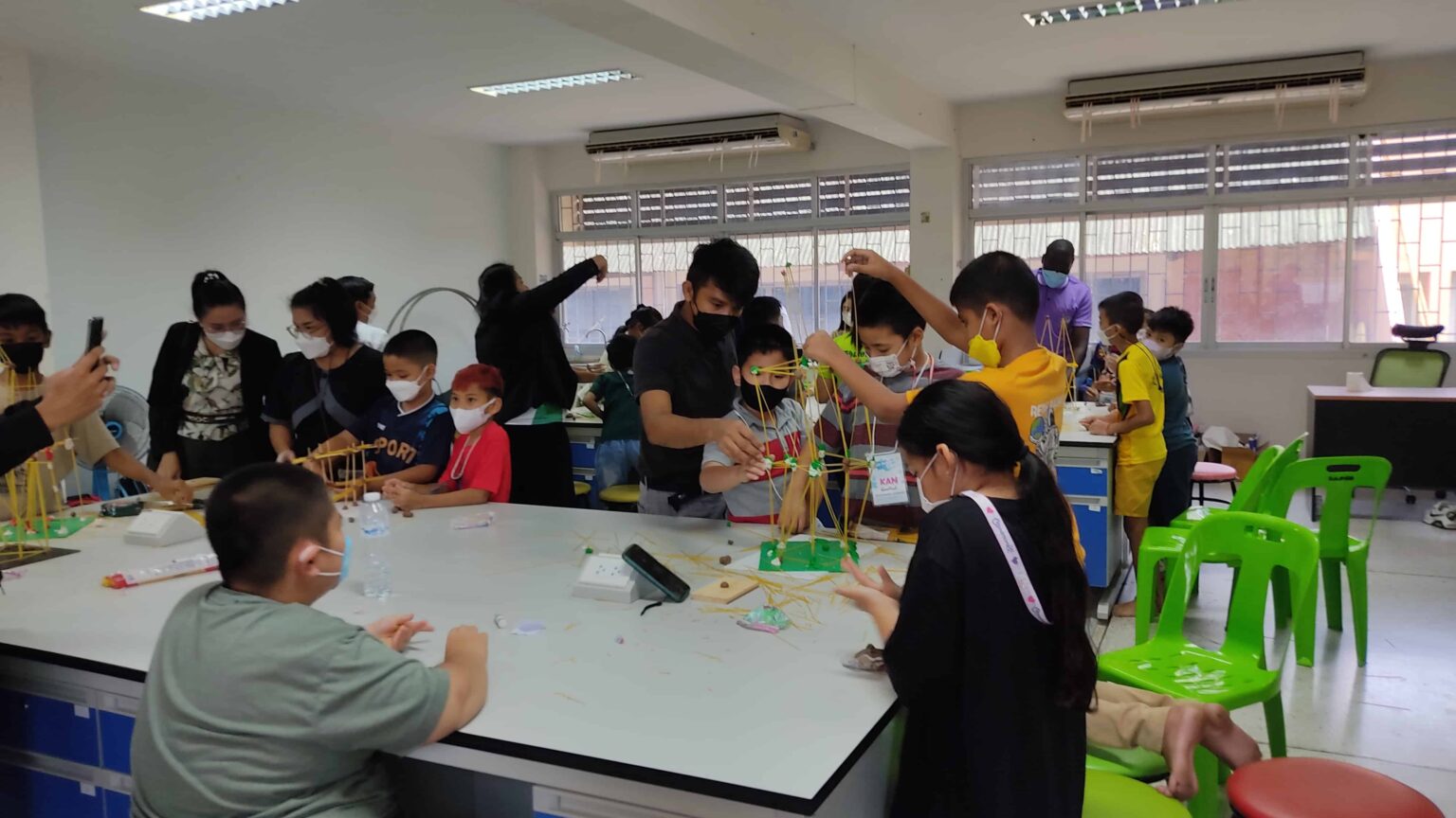 ศึกษาดูงาน ณ รร.สาธิตมหาวิทยาลัยราชภัฏรำไพพรรณี – Satit SRRU